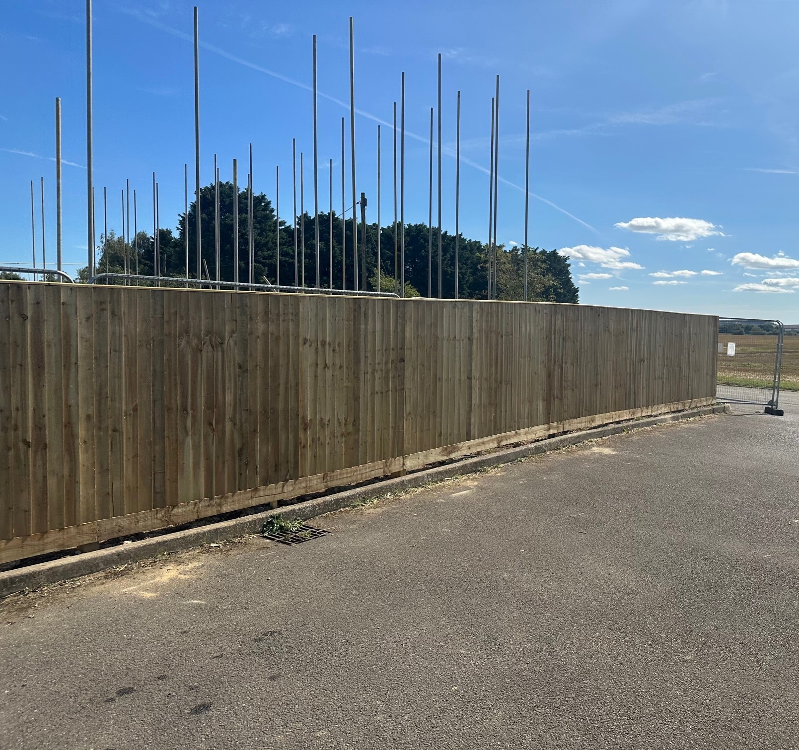 New Close Board Fence - Oxfordshire - Windmill Landscapes