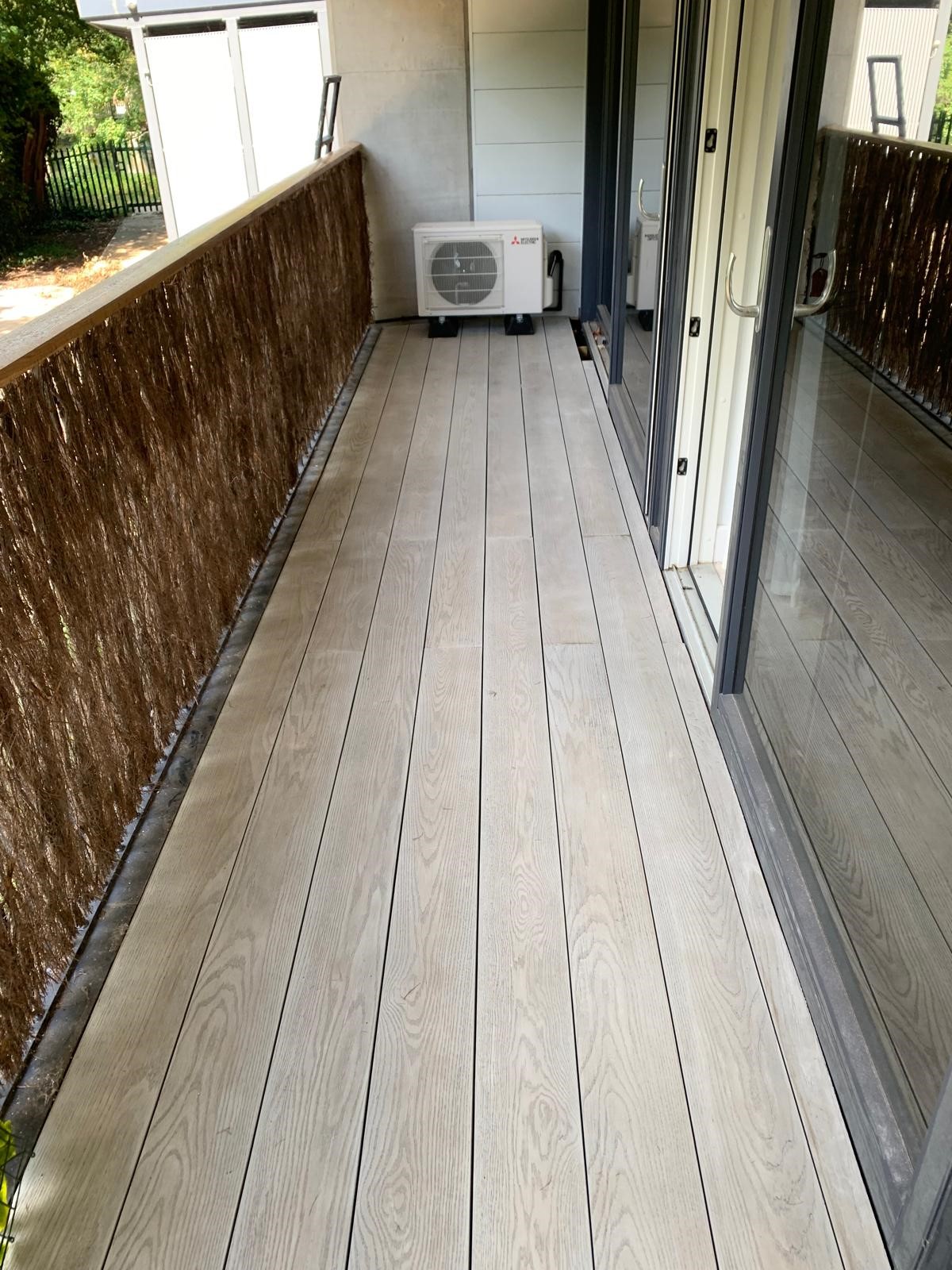 High End Apartment Balcony Composite Decking - Oxford